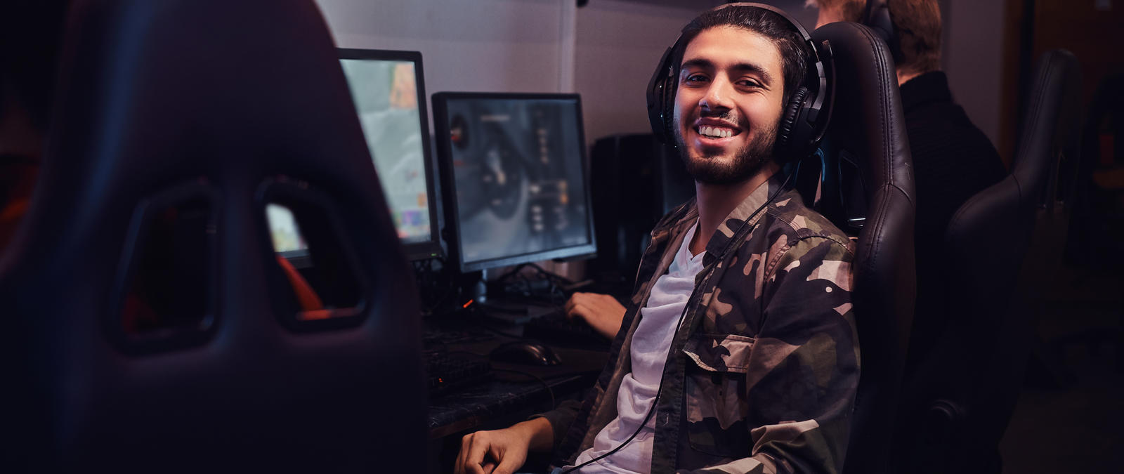 Esports Team - Club & Varsity Esports at Monroe University